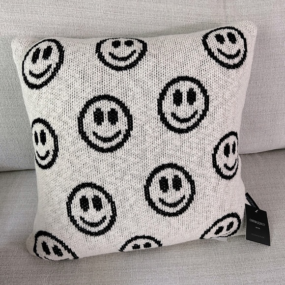 Cynthia Rowley | Bedding | Nwt Cynthia Rowley Smiley Face Knit Double ...